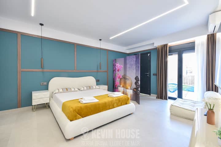 Habitación Con Baño Jardín, Piscina Compartida - Lloret de Mar