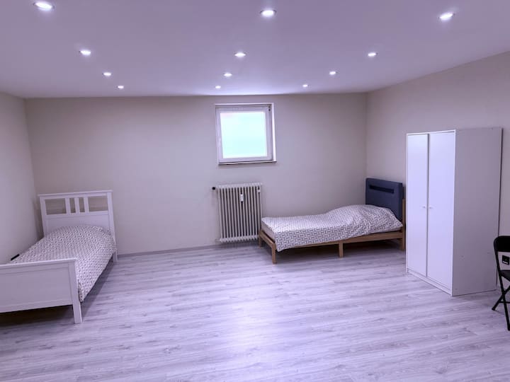 Große Wohnung Mit Vielen Zimmern - Francoforte sul Meno, Germania