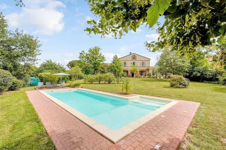 Maison De Maître Et Gite 15 Pers - AnimaParc Occitanie