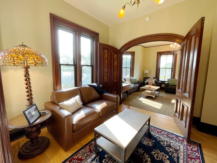 The Historic Roney House - Stillwater, MN