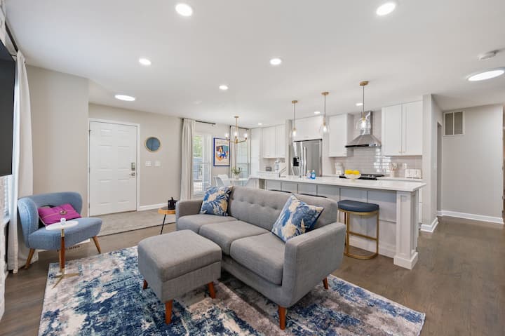 *Extended Stay* Plainfield Rental - Monticello Cir - Bolingbrook, IL