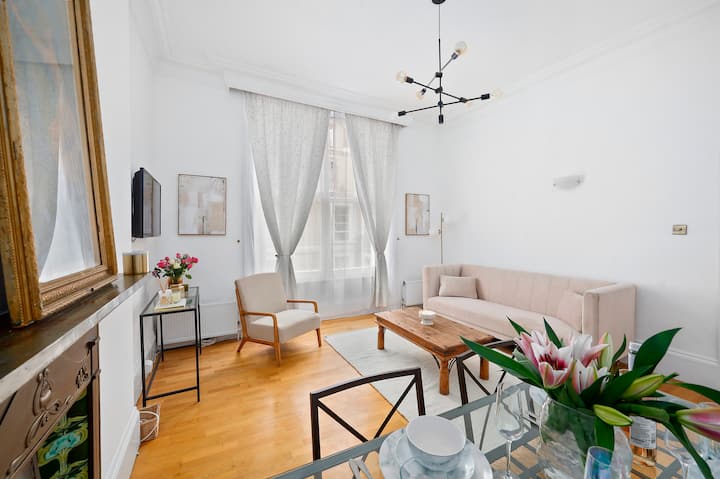 High Street Kensington | Spacious | Steps To Tube - London