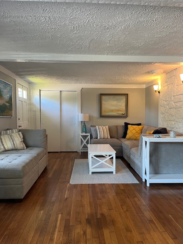 Cape Cod Escape - Old Silver Beach, MA