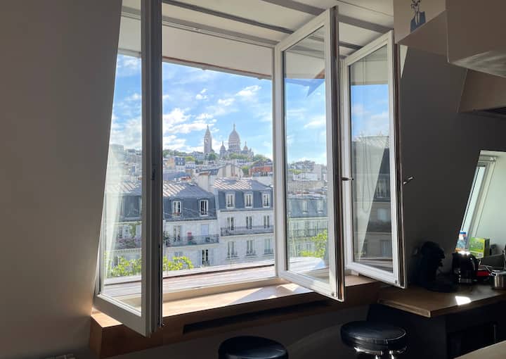 Duplex Avec Vue Magnifique Sur Le Sacré-coeur - Paris