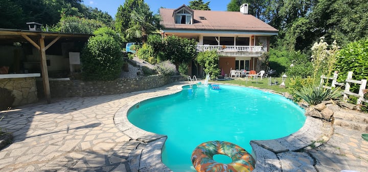 Atypical Room Next To Nature - Lausanne