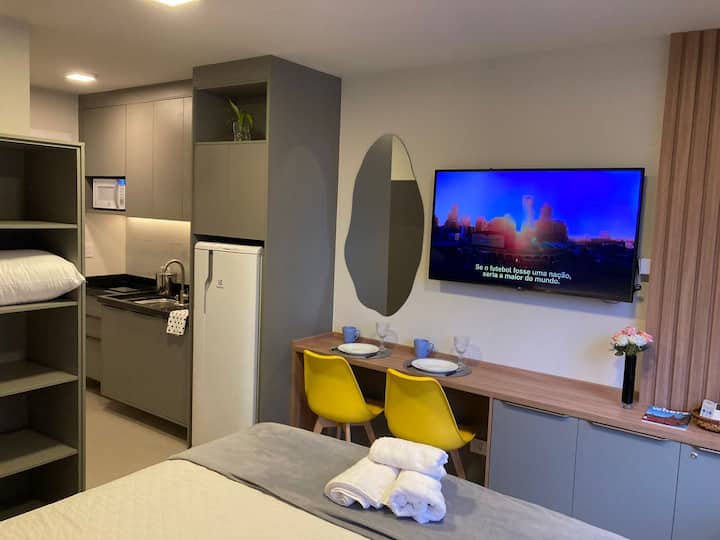 Studio Completo No Coração De Curitiba / Muv - Curitiba