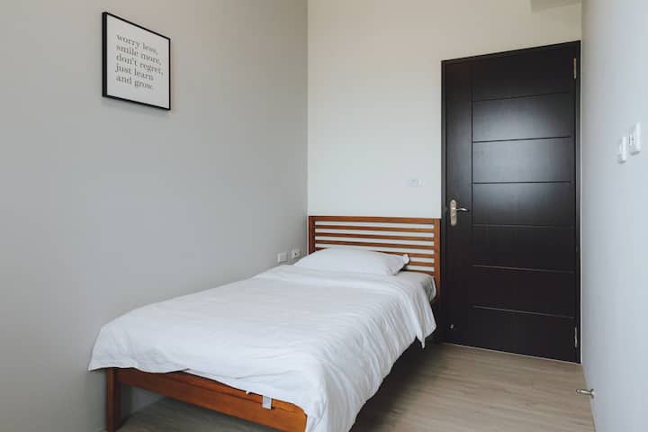 歇一宿 ｜公寓式單人房｜近彰化高鐵｜田尾觀光夜市 - 埔心鄉