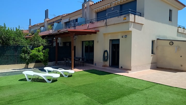 Semi-detached House In La Pobla (Tarragona) - Tarragona