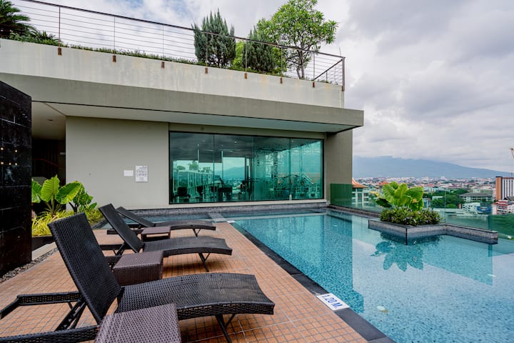 One Bed Room At Astra With Pool Near Night Bazaar - Chiang Mai
