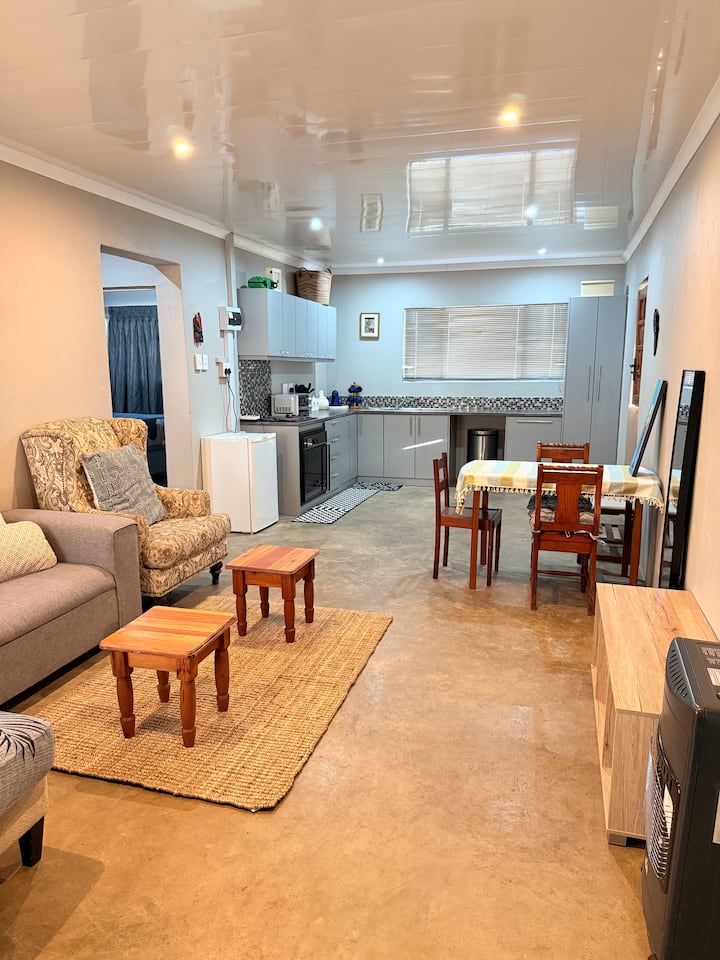 Ggl Farm Cottage - Bloemfontein