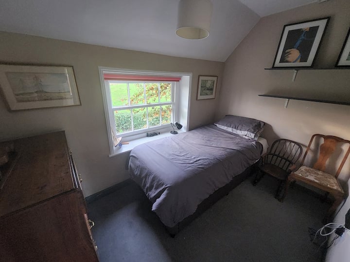 Single Room In A Lovely Period House - Suffolk