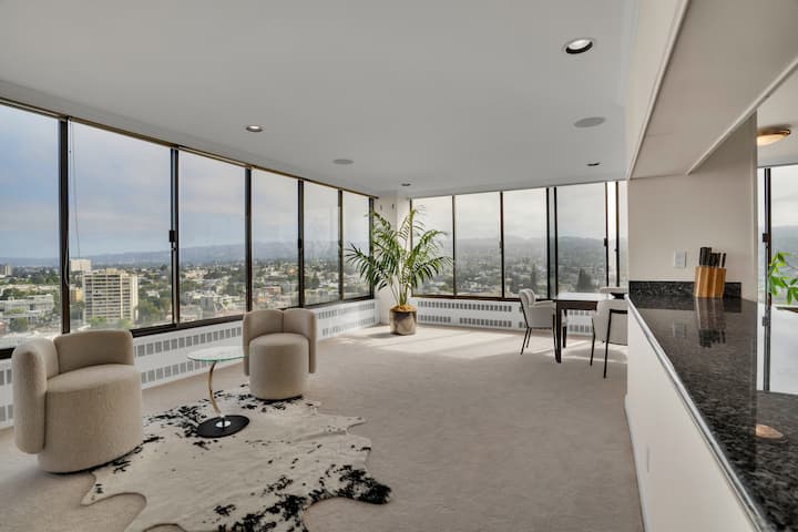 Modern Comfort: Lake Merritt Edition - Oakland, CA