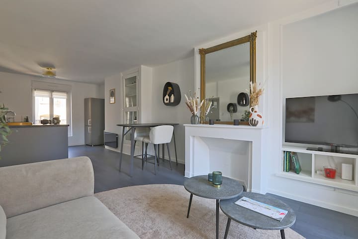 Le Chic De Stan: 2pers/place Stanislas/hypercentre - Nancy