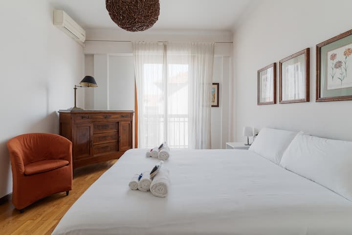 [Pagano - Salutati] - Luminoso Trilocale D’epoca - Mailand