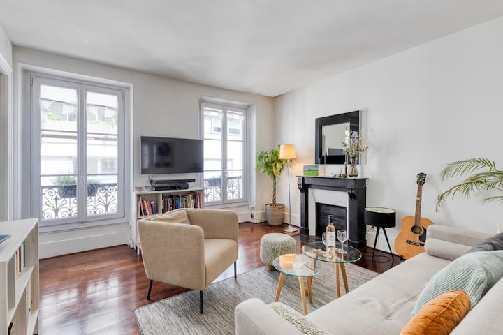 Elegant Apartment • 5 Min Walk To Eiffel Tower - Pigalle / Moulin Rouge