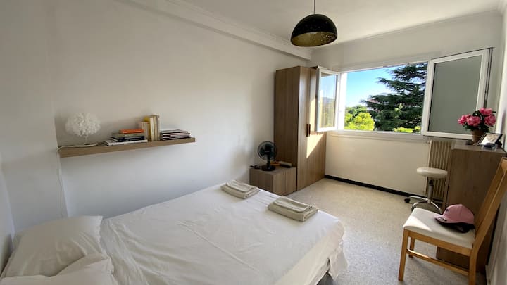 Chambre Proche Centre Ville. - Antibes