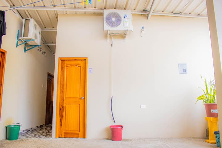 Departamento En Puerto Lopez Cerca De La Playa - Machalilla