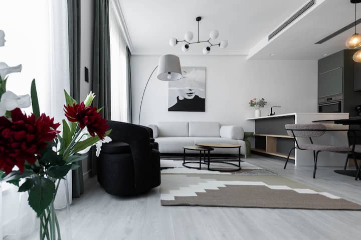 Free Parking-2 Bed, 2 Bath-design Flat In The City - Budapest