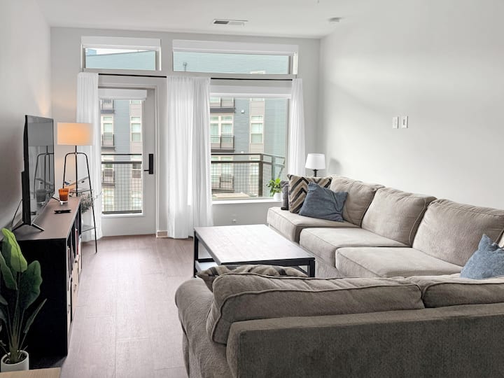 Charming 1br Retreat | Pool View | Tysons Corner - Fairfax