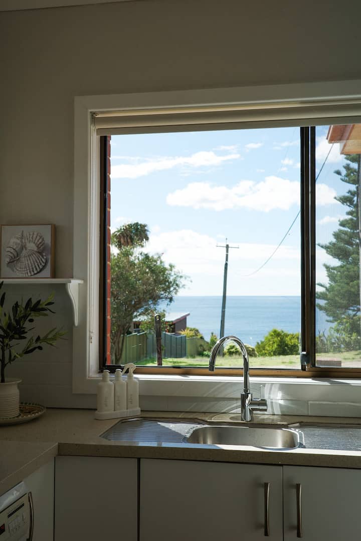 The Cliff House - Tathra