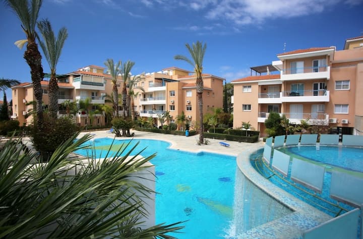 Apartment With Pools In Paphos - Paphos