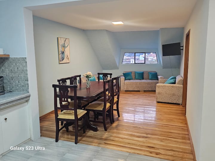 Casa Para Grupos Grandes Centro Histórico Cuenca - Cuenca