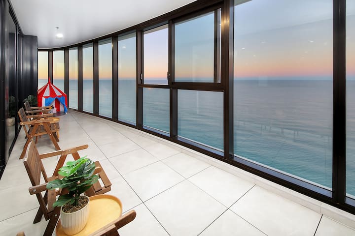 Gold Coast Retreat 3br 2ba Sofa Bed Free Parking - 黃金海岸