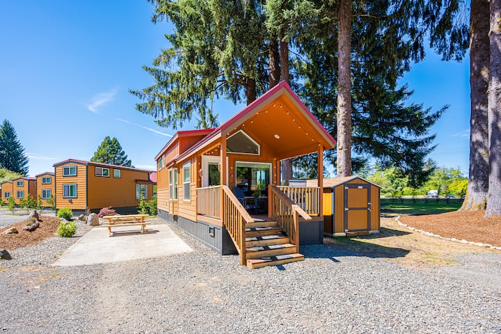 Enchanted Rainforest Tiny Home Retreat #25 - Forks, WA