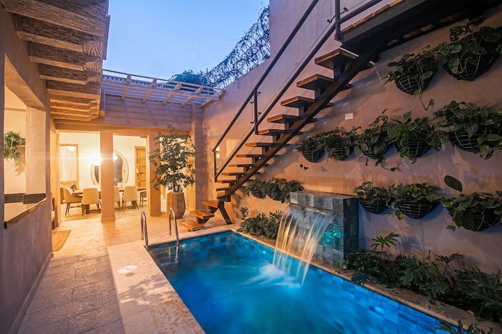 Luxury 4 Bed Old City Villa Newly Renovated 2024 - Cartagena, Colombia