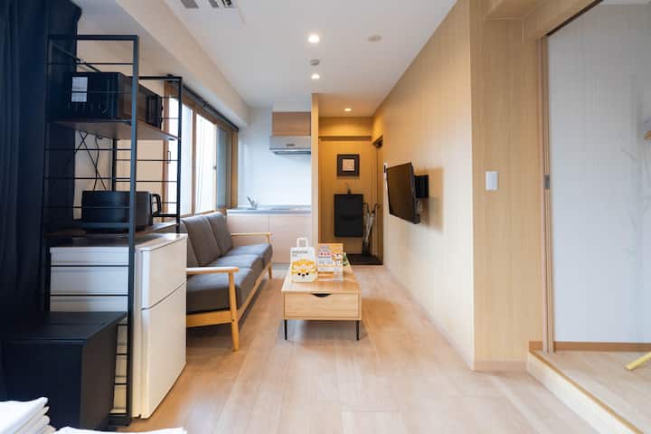 天王寺201|临近天王寺、通天阁、难波|地铁直达难波、日本桥|鹤桥站徒步约2分|全新日式公寓 - Osaka, Japan