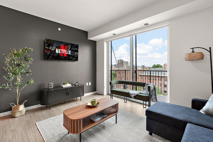 E501 Moody, Spacious & Stylish 2bd Dt Minneapolis - Minneapolis, MN