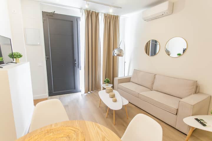 Loft I Near By Madrid Rio · Modern & Bright - Madrid