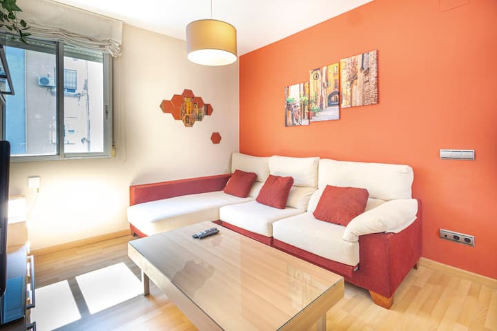 𓇼Cozy New Apartment For 4 With Tram - Manises