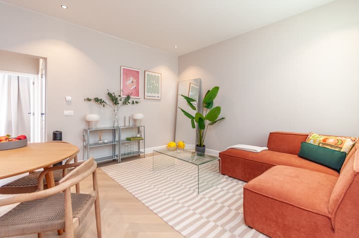 Modern Apartment In Antwerp With 2 Bedrooms - Anvers