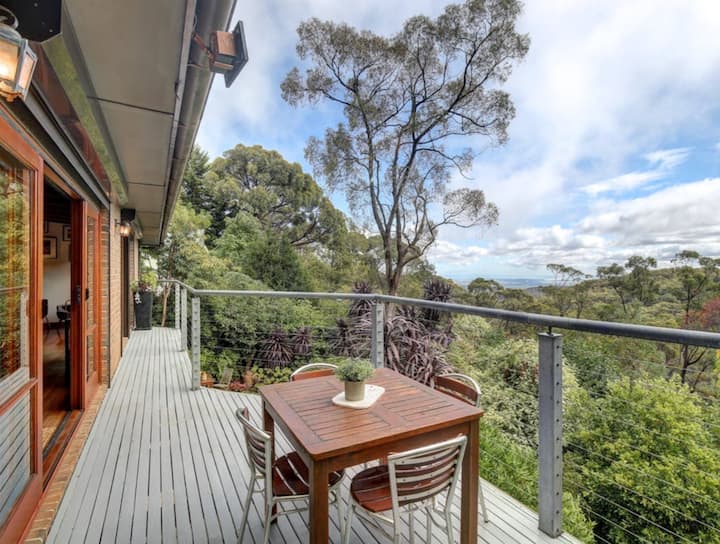 Mount Lofty Vantage - Stirling