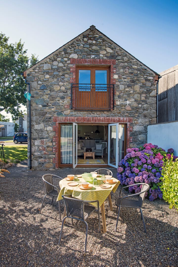 Wood & Field Private Views | Open Plan | Peaceful - Isle of Man