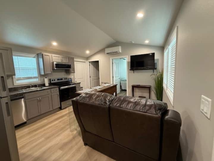 Cozy Home In Longwood Historic - Lake Mary, FL