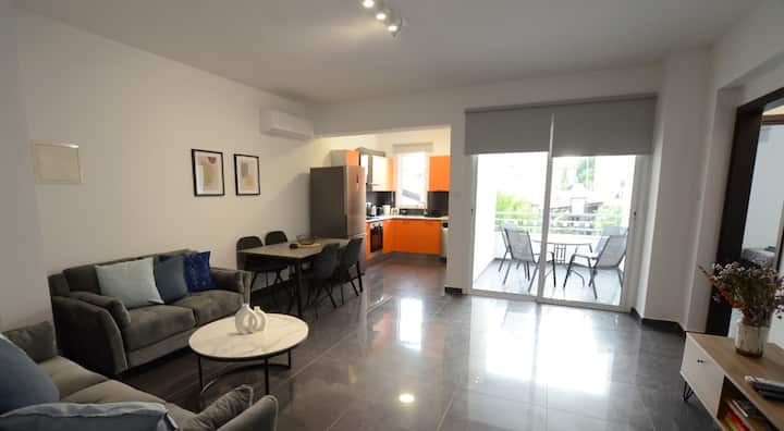 Deluxe Central 2bd Apts 700m From Beach 202 - Larnaca