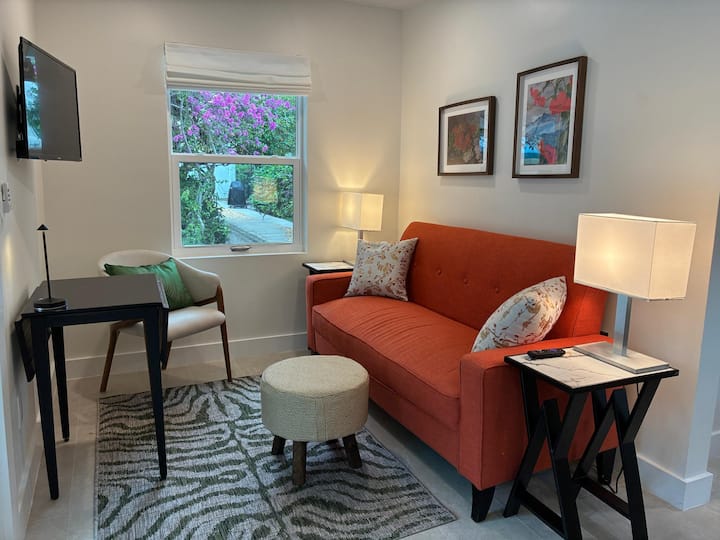 Luxe Hideaway With Pool & Garden - Delray Beach, FL