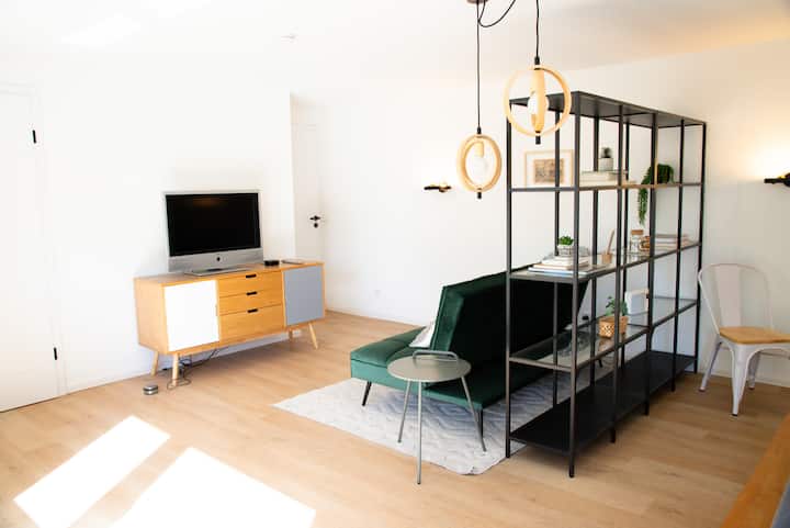 Modernes Schwarzwald-apartment Mit Terrasse - Weil der Stadt