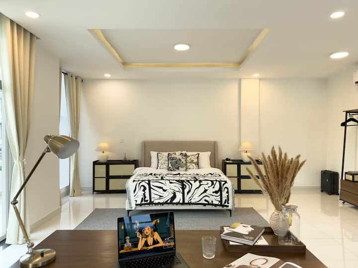 So Living | New Townhouse - Phnom Penh