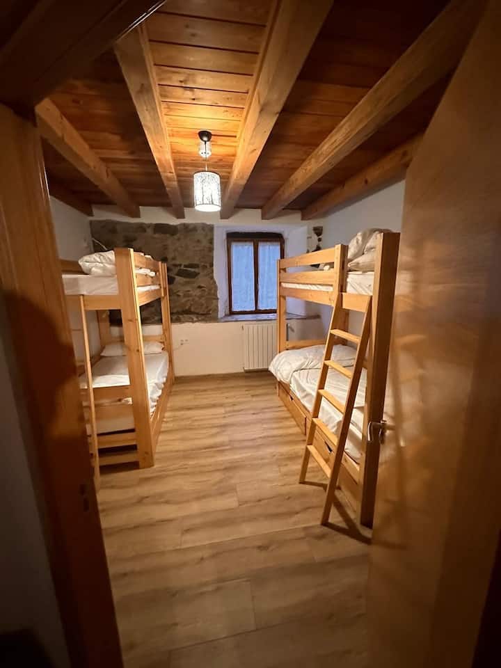 Habitación Cuidada Para 4 - Eibar