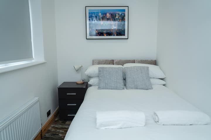 Alojamiento con 4 camas y 3 baños con aparcamiento gratuito para ...