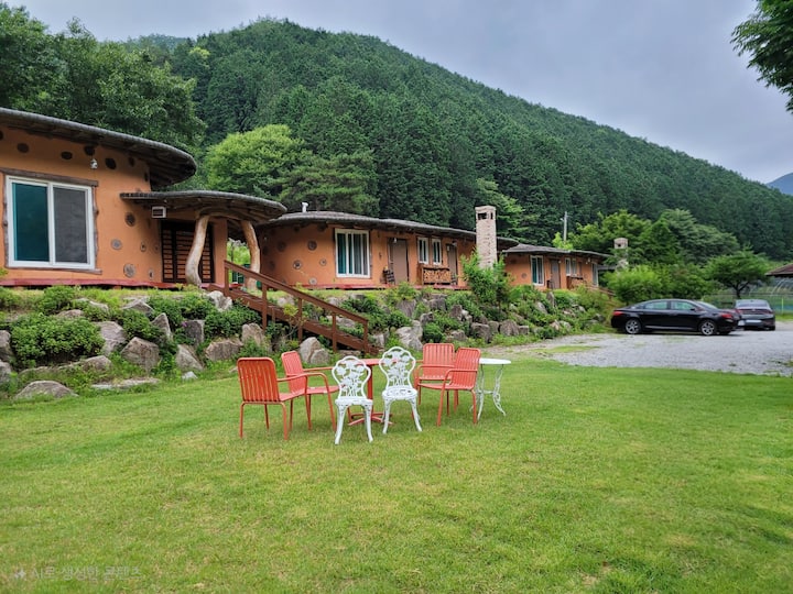 장성편백숲황토펜션-황토큰방 - Gwangju