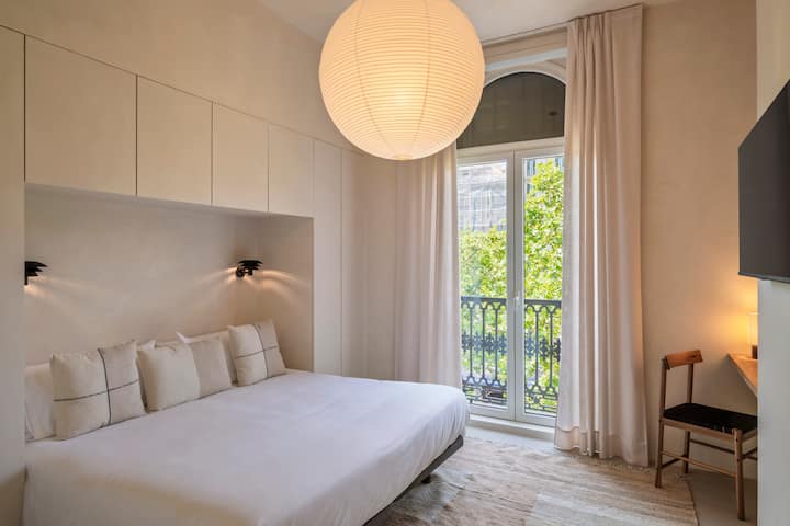 Double Room With Balcony And Paseo De Gracia Views - Barcelona