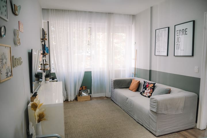 Ap. Copa. Posto 4. 150 M Praia. Região Nota 10. - Rio de Janeiro