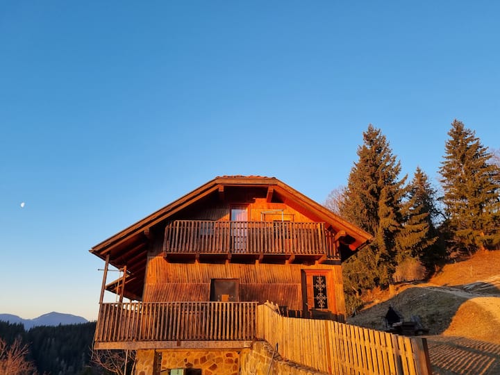 Sedmakovo - Počitniška Hiša V Naravi - Luče