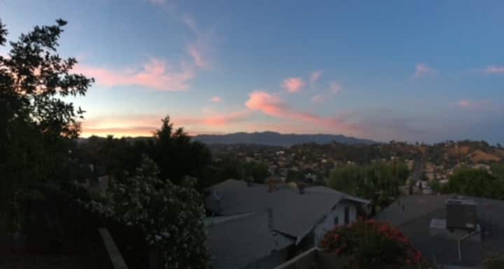 Hip Retreat In The Hills - Los Angeles, CA