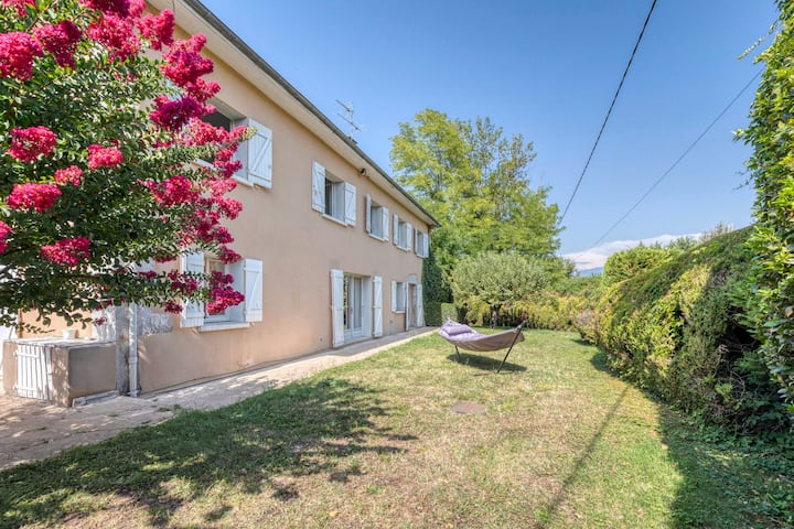 Maison De Charme Avec Piscine Face Aux Montagnes - Prapoutel