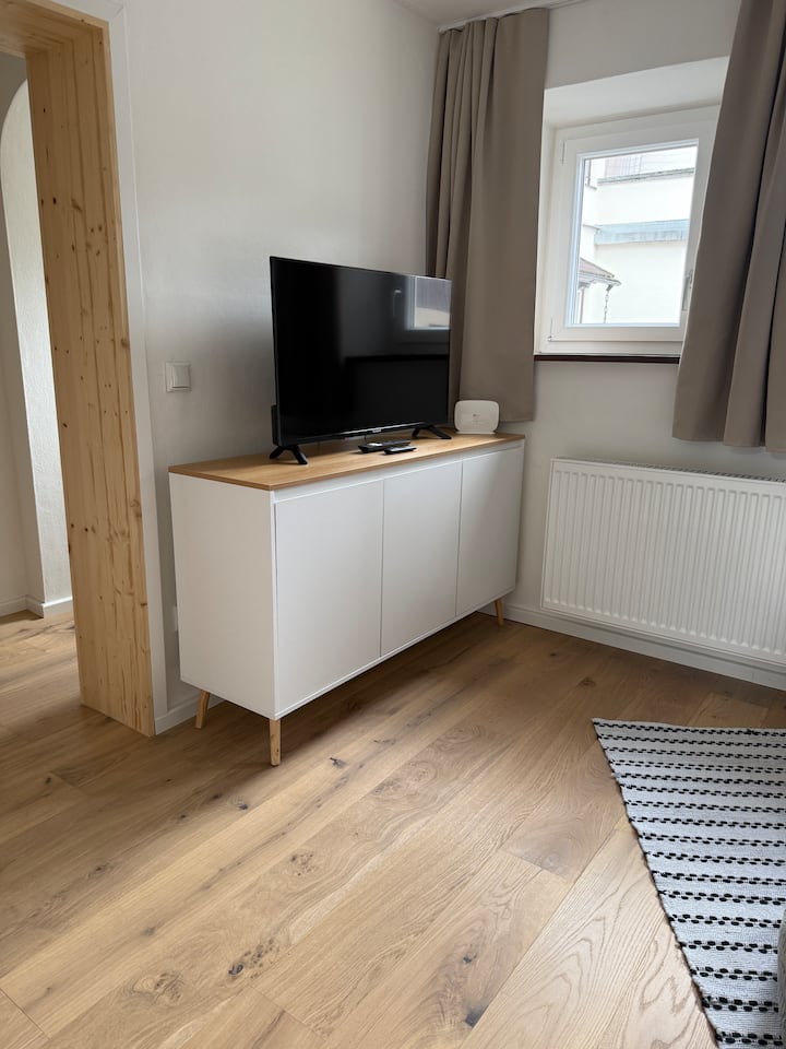 Neu Renoviertes Studio-apartment - Kufstein